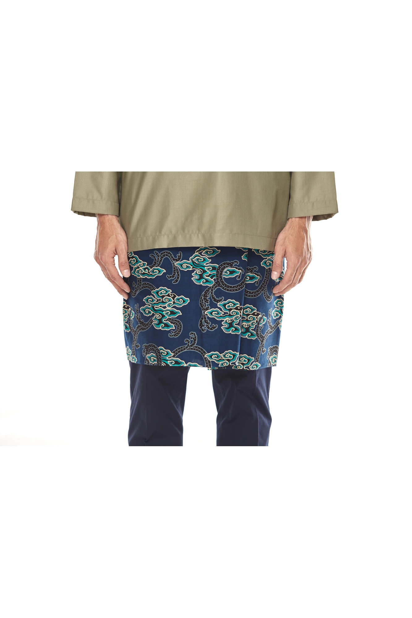 TUSCA - TUSCA MEN : Arjuna Batik Sampin in Navy Blue